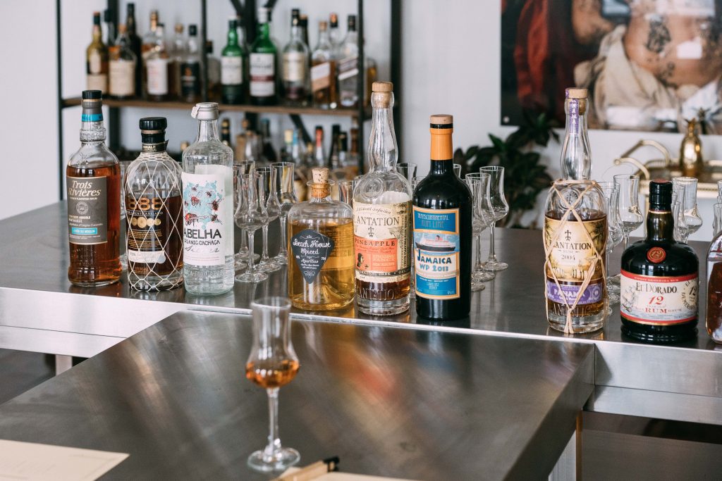 Rum tasting - Miraeus Cocktail Services